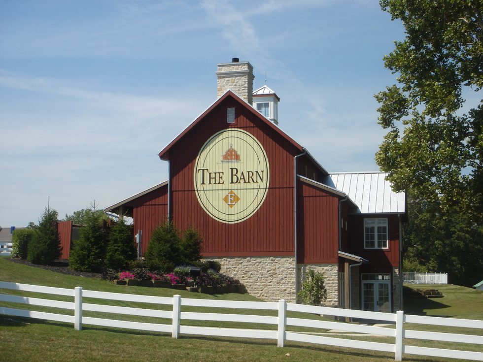 The Barn painted | Columbus Sign Company